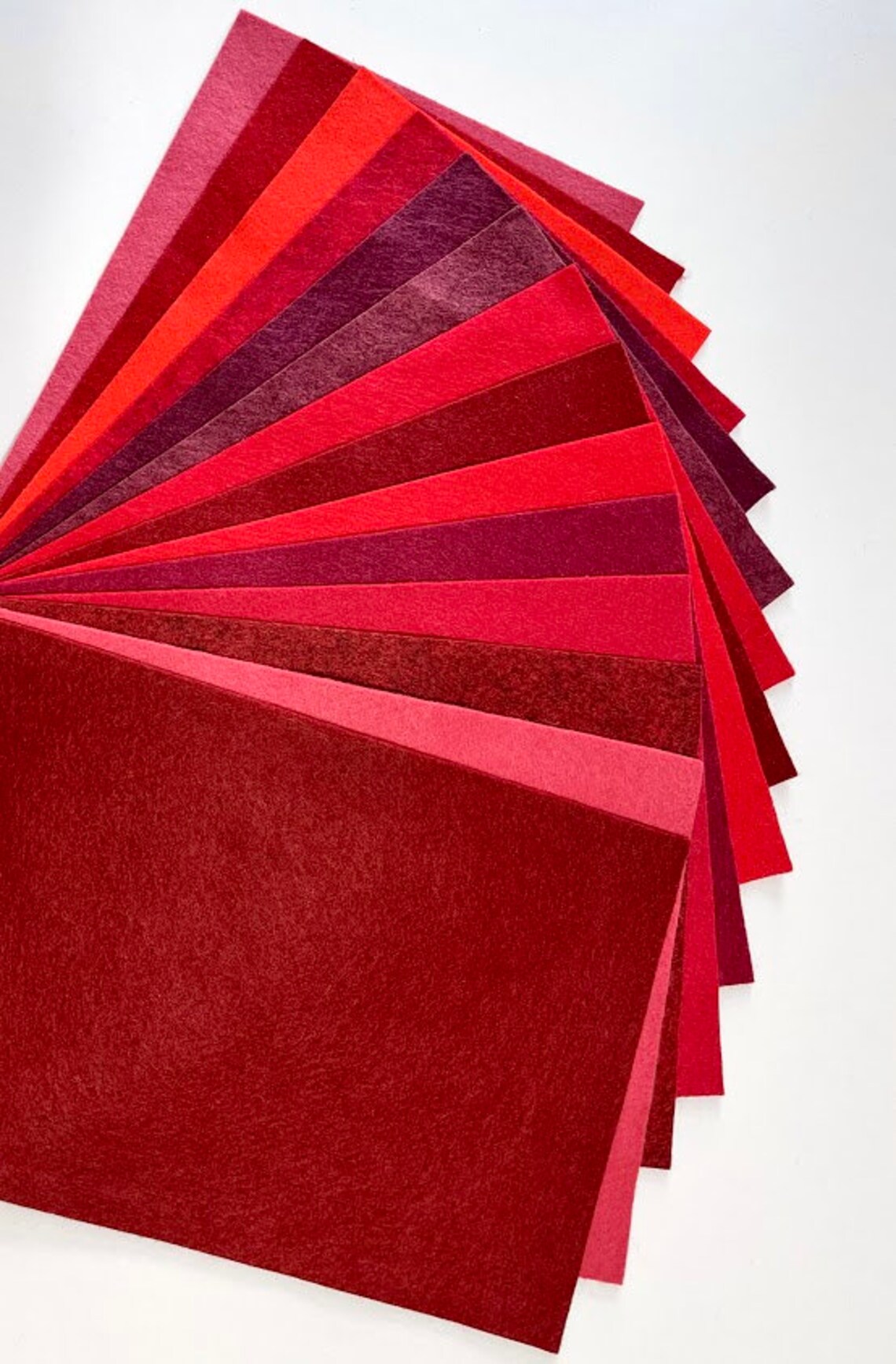 Shades of Red Felt Color Set 9 X 12 Wool Blend Felt 15 Sheets - Etsy