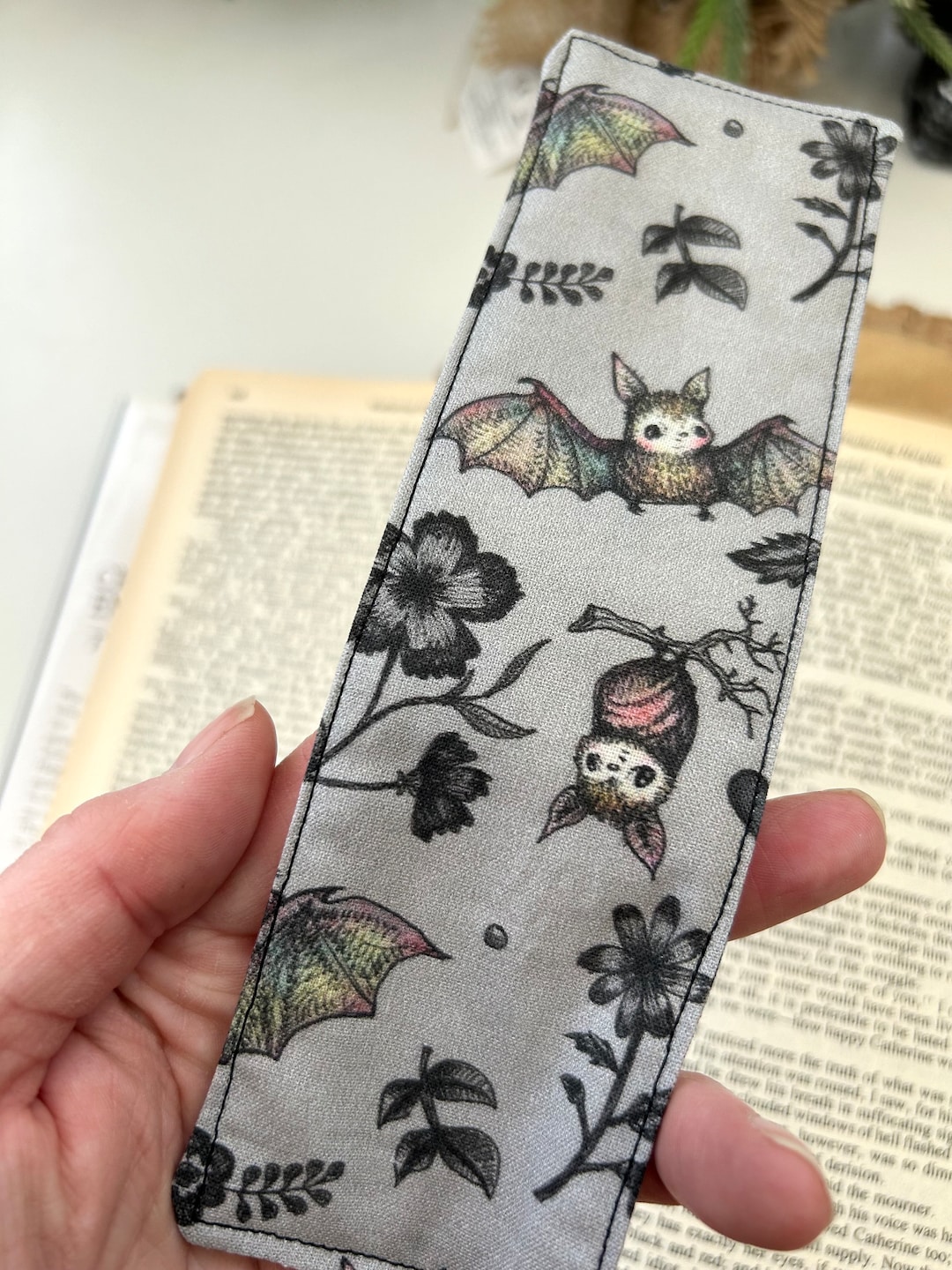 Cute Bat Bookmark, Vampire Bat Page Holder, Dark Baby Bats Material ...
