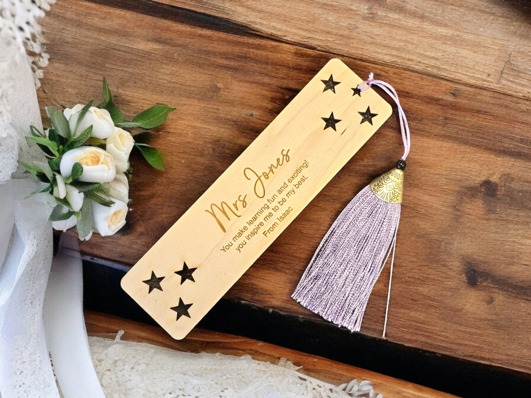 Personalized Maple Wood Teacher Bookmark: End of Term Gift - Etsy