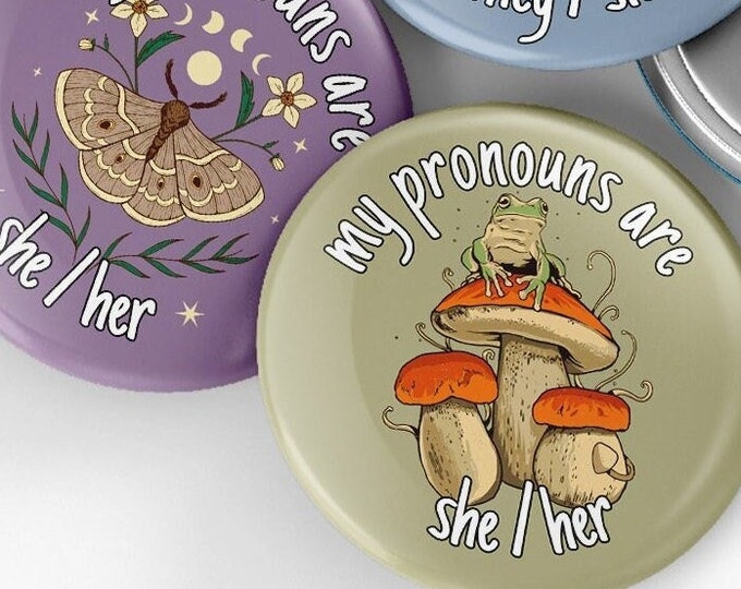 Deaths Head Moth Pin Brooch - Etsy