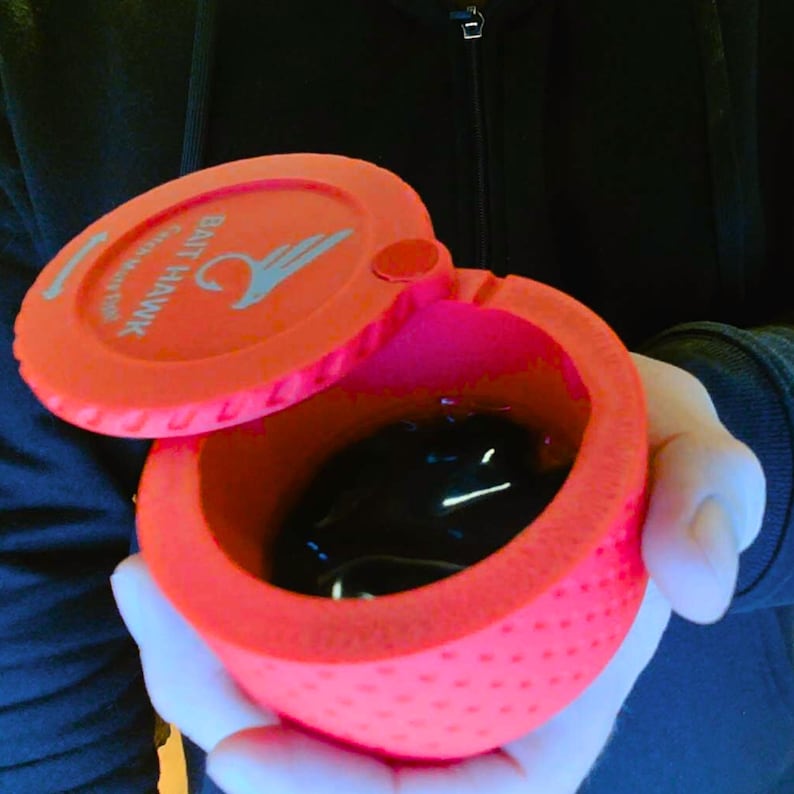 Ice Fishing Bait Puck and Jig Holder With Game Changing One Handed ...