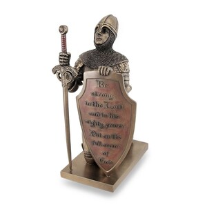 Praying Kneeling Knight Statue, Praying Knight, Sculpture Knight ...