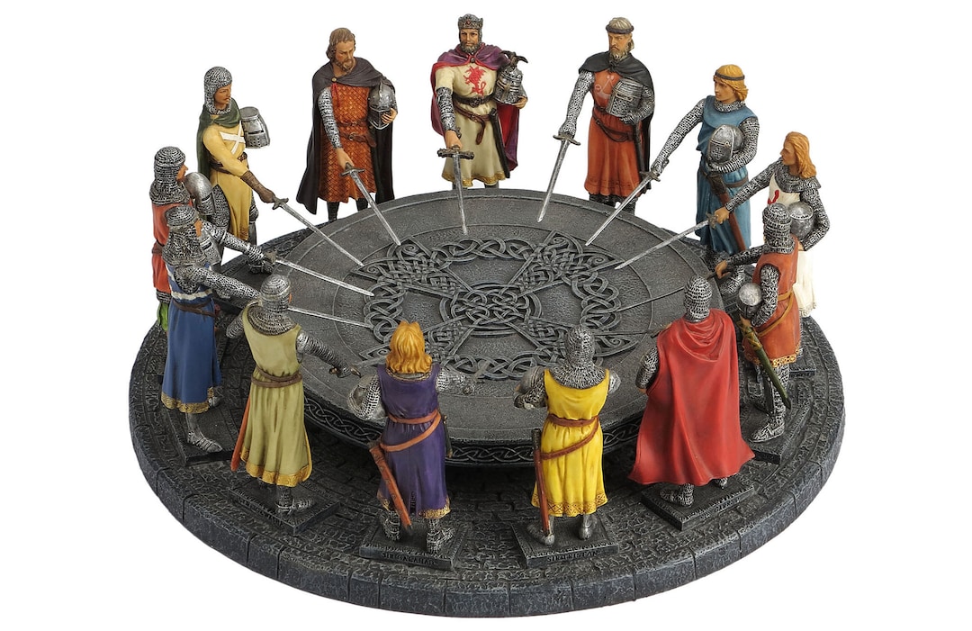 King Arthur With 12 Knights of the Round Table Statue, Legendary ...