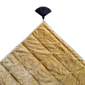Gold Velvet Quilt Velvet Comforter Queen Quilt Quilt for Sale Throws ...