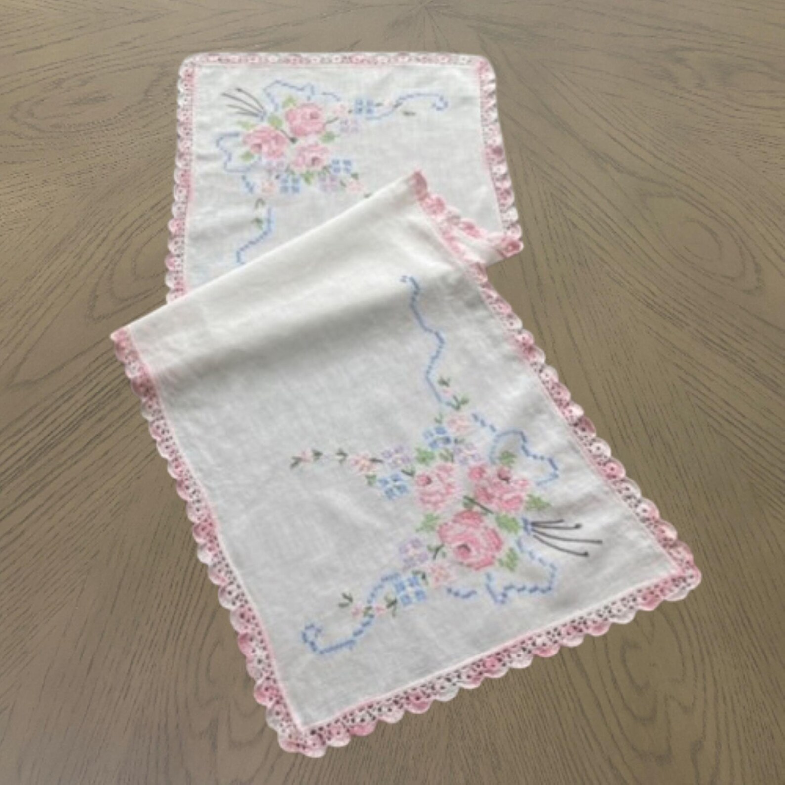 Table Runner Cross Stitch Embroidered Floral and Rose Pattern 13.5 X 36 ...