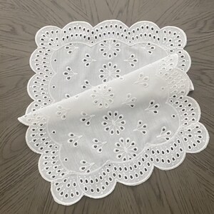 White Eyelet Rectangular Doily 12 X 17 Inch/ Vintage Wedding Linens - Etsy