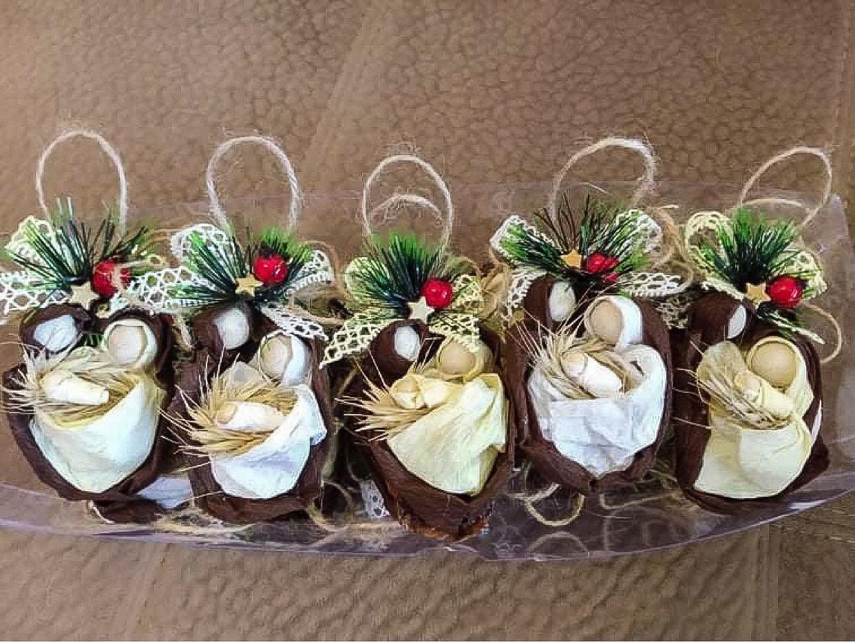 Christmas Tree Decoration. Handmade Christmas Nativity Scene in Natural ...