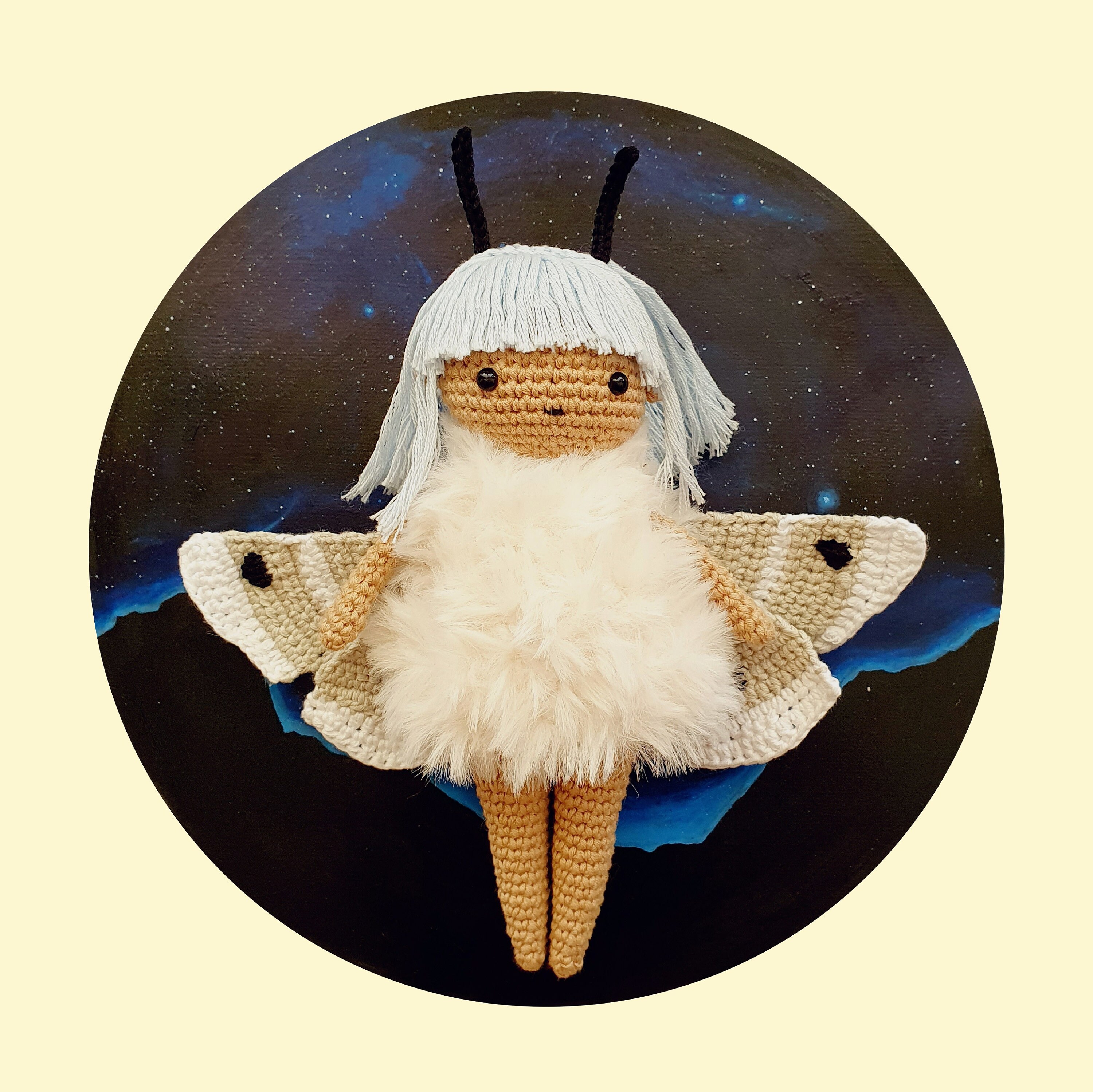 Moth Sprite critter stitch crochet pattern / amigurumi moth - Etsy.de