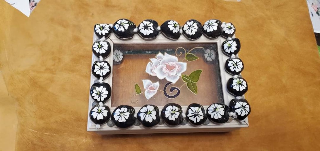 Beach Themed Box With Clear Lid and Flower Relief and Painted Kukui Nut ...
