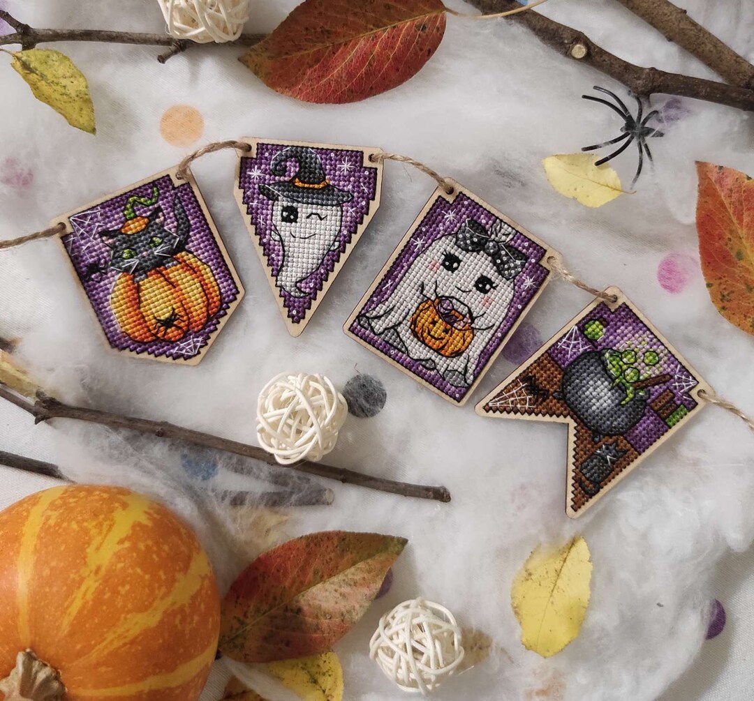 Halloween Flags Cross Stitch Kit, Halloween Pattern, Halloween Pumpkin ...