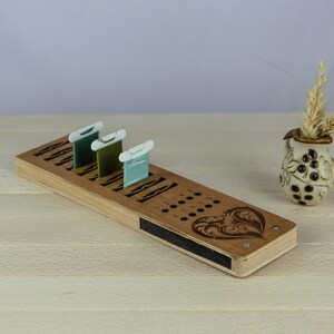 Bobbin Holder for Embroidery Thread on 10 Pieces, Project Card 10 ...