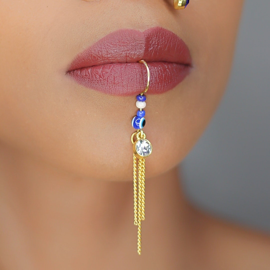 LIPLORE - EVIL CHARM | Evil Eye Lip Cuff With Dangle Chain - No ...