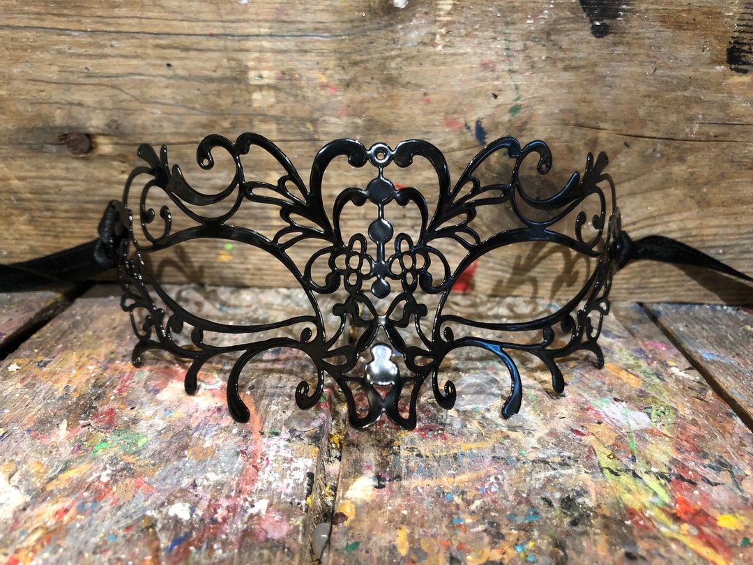 Venetian Eye Mask for Carnival Parties - Hand-decorated Venetian Mask ...