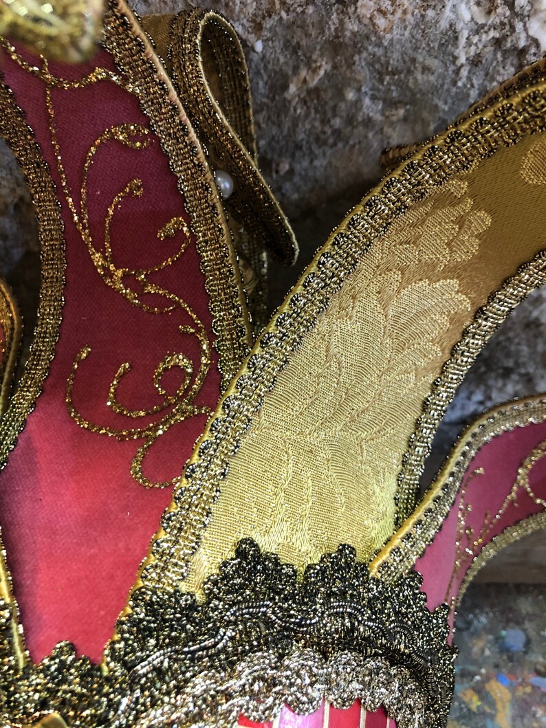 Jester Carnival Mask Decorated With Gold and Red Colors - Joker ...