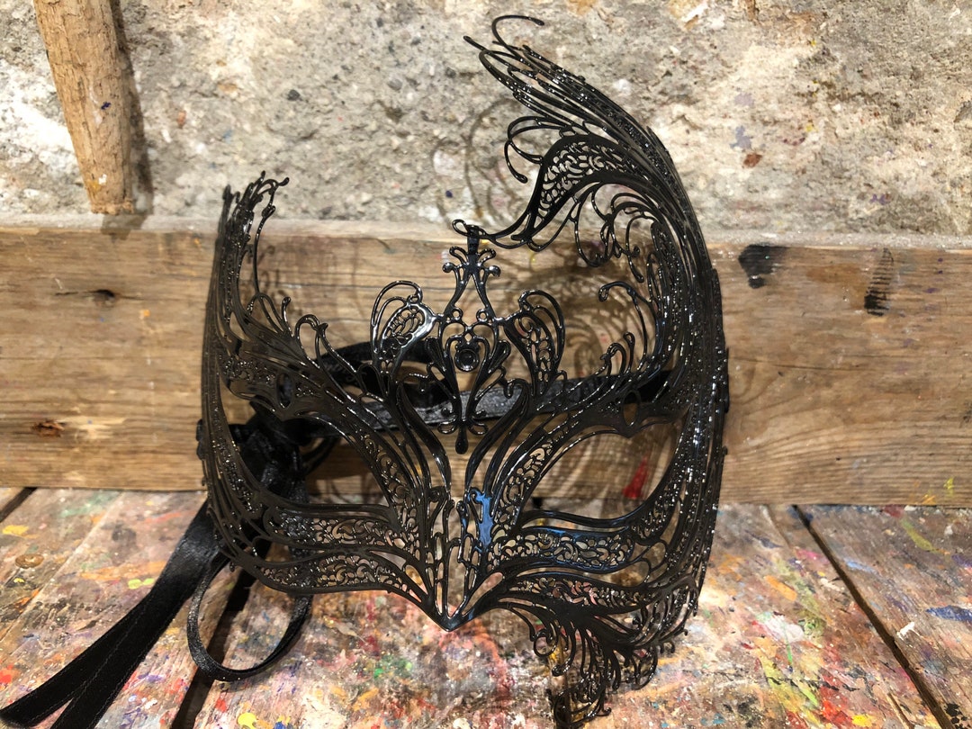 Elegant Carnival Eye Mask - Hand Made Venetian Eye Mask - Carnival ...