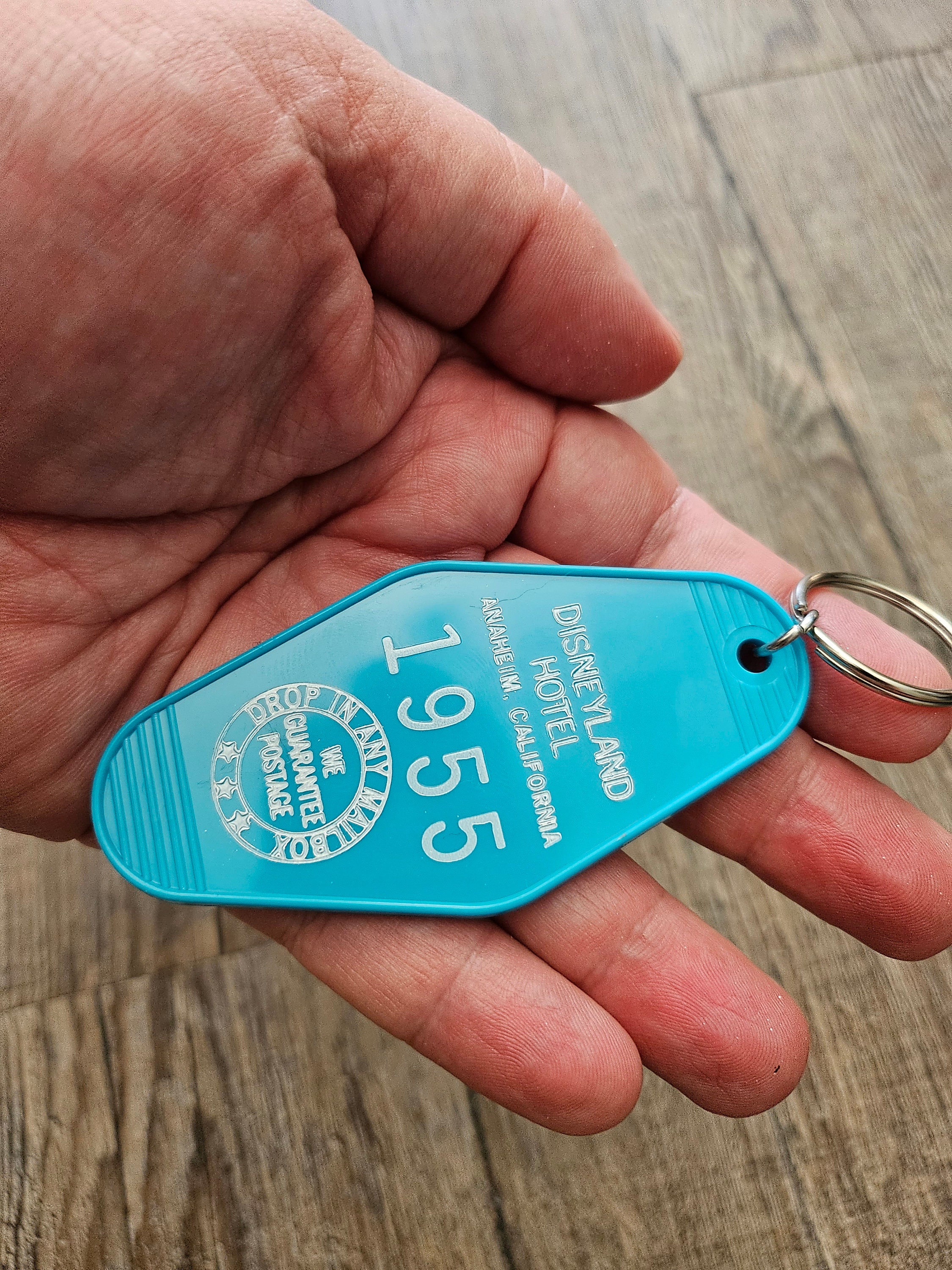 Hotel Keychain - Vintage Disneyland Hotel Inspired Room 1955 - Etsy