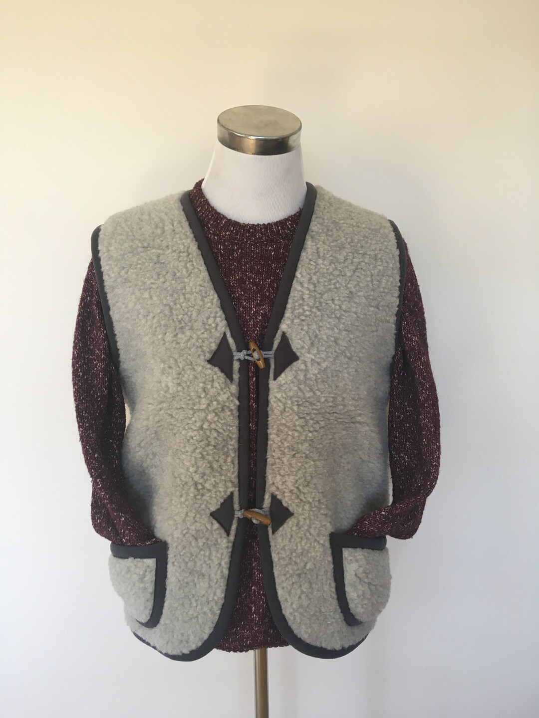 Traditional Lamb's Wool Gilet Folk Style Bohemian 100 % Wool Body ...