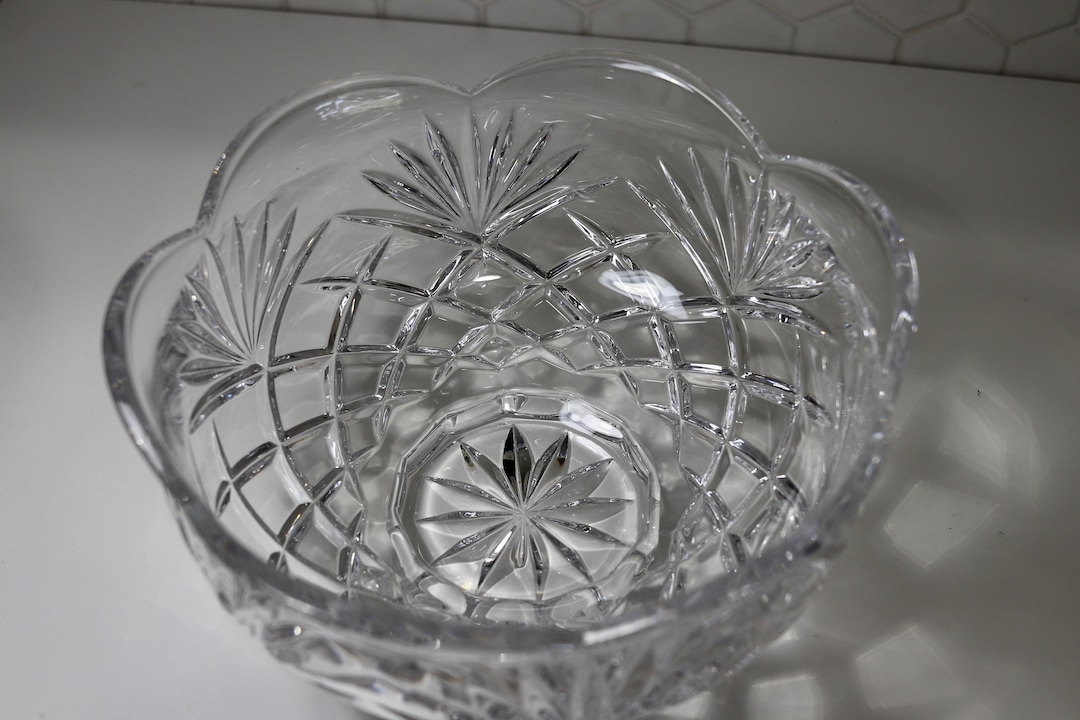 Large Vintage Lead Crystal Cut Glass Bowl. Vintage Crystal Bowls ...