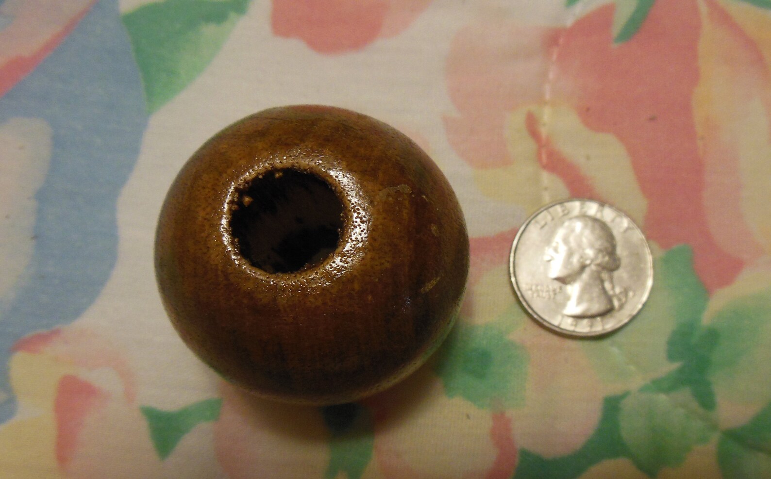 2 Large Round Wooden Macrame' Beads Large Hole - Medium Brown - Light ...