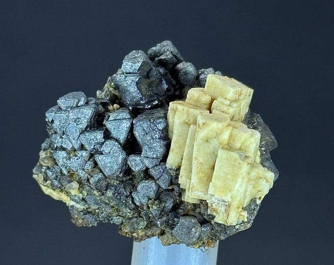 Magnetite With Quartz and Orthoclase in Perfect Conditions #409# - Etsy
