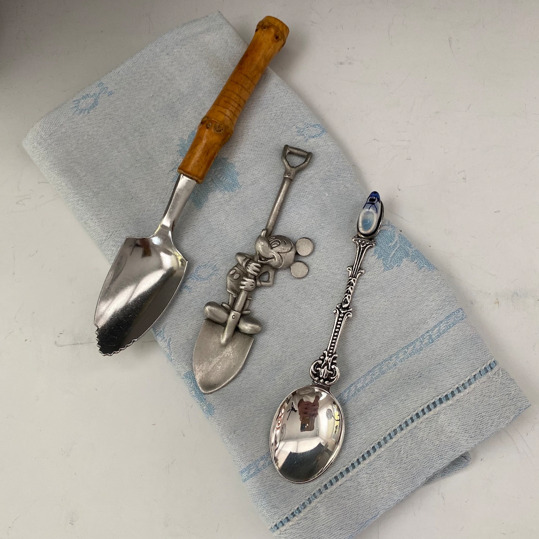 Vintage Collectible Spoons | Pewter Mickey Mouse Souvenir Spoon ...