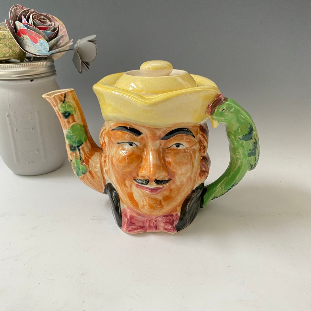 Vintage Toby Teapot With Parrot Handle | Vintage Pirate and Parrot Tea ...