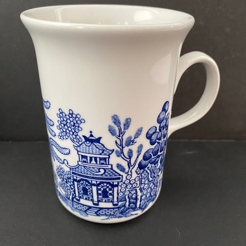 S/4 Blue Willow Churchill Made in England Mugs, Blue Willow Georgian ...