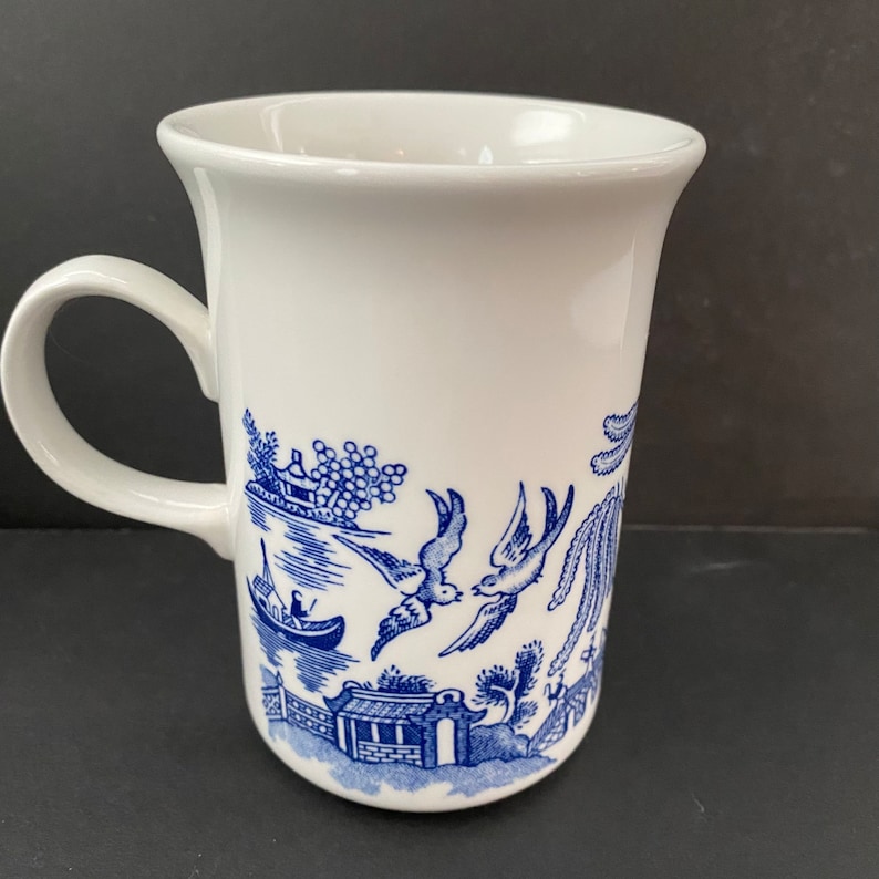 S/4 Blue Willow Churchill Made in England Mugs, Blue Willow Georgian ...