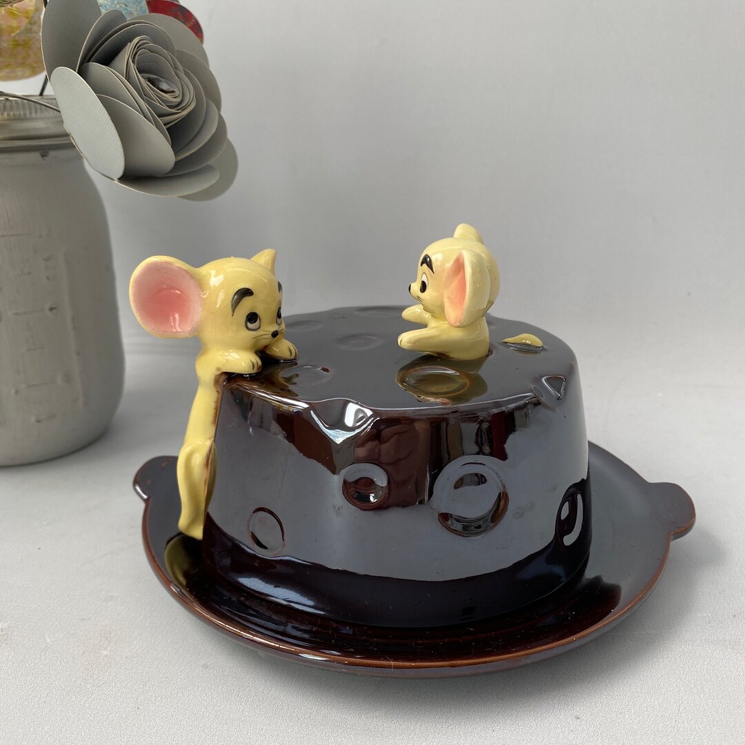 Vintage Ceramic Mouse and Cheese Covered Cheese Plate | Retro Kitsch ...