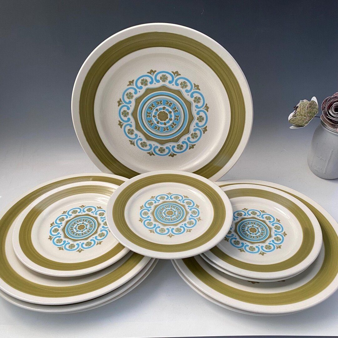 Premiere Space Setter Charming, 70's Dinner Plates, Salad Plates ...