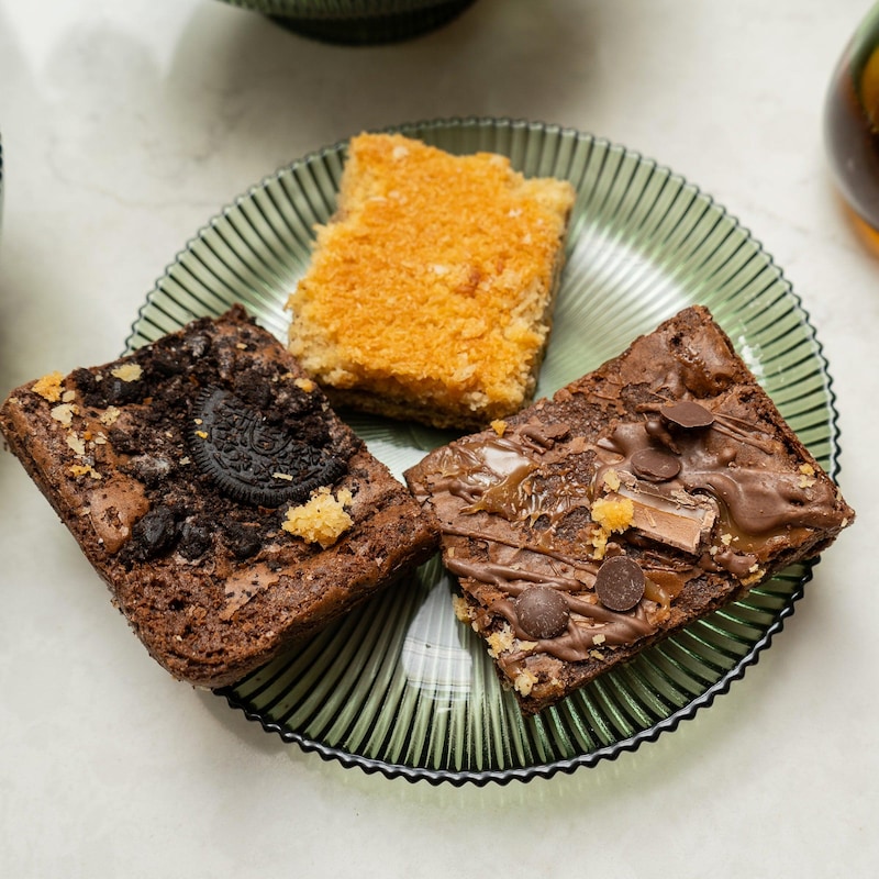 Green Glass 10 Plates - Etsy UK