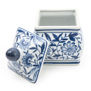 Classic Oriental Blue & White Square Ginger Jar - Timeless Chinoiserie ...