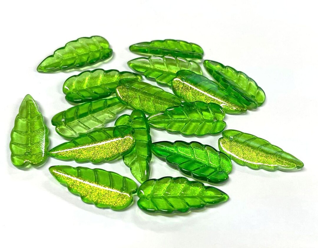 20pcs of Green Leaf Glass Beads With Gold Glitter Powder 23mm(no.lfsh14 ...