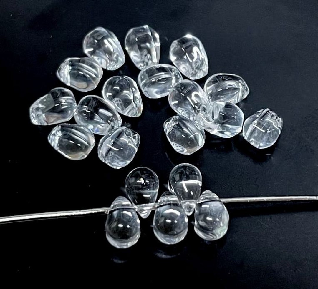 20pcs of Small Clear Teardrops Beads Glass Beads 6mm (NO.TTD0-1645A) - Etsy