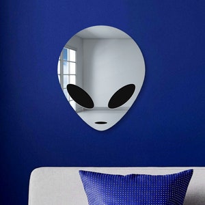Set of 3 Acrylic Alien Wall Art Mirror, Extraterrestrial Room Theme ...