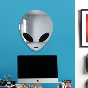 Acrylic Alien Wall Art Mirror, Extraterrestrial Room Theme Decor, Space ...
