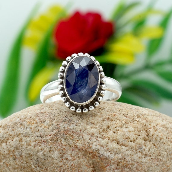 Blue sapphire gemstone ring store