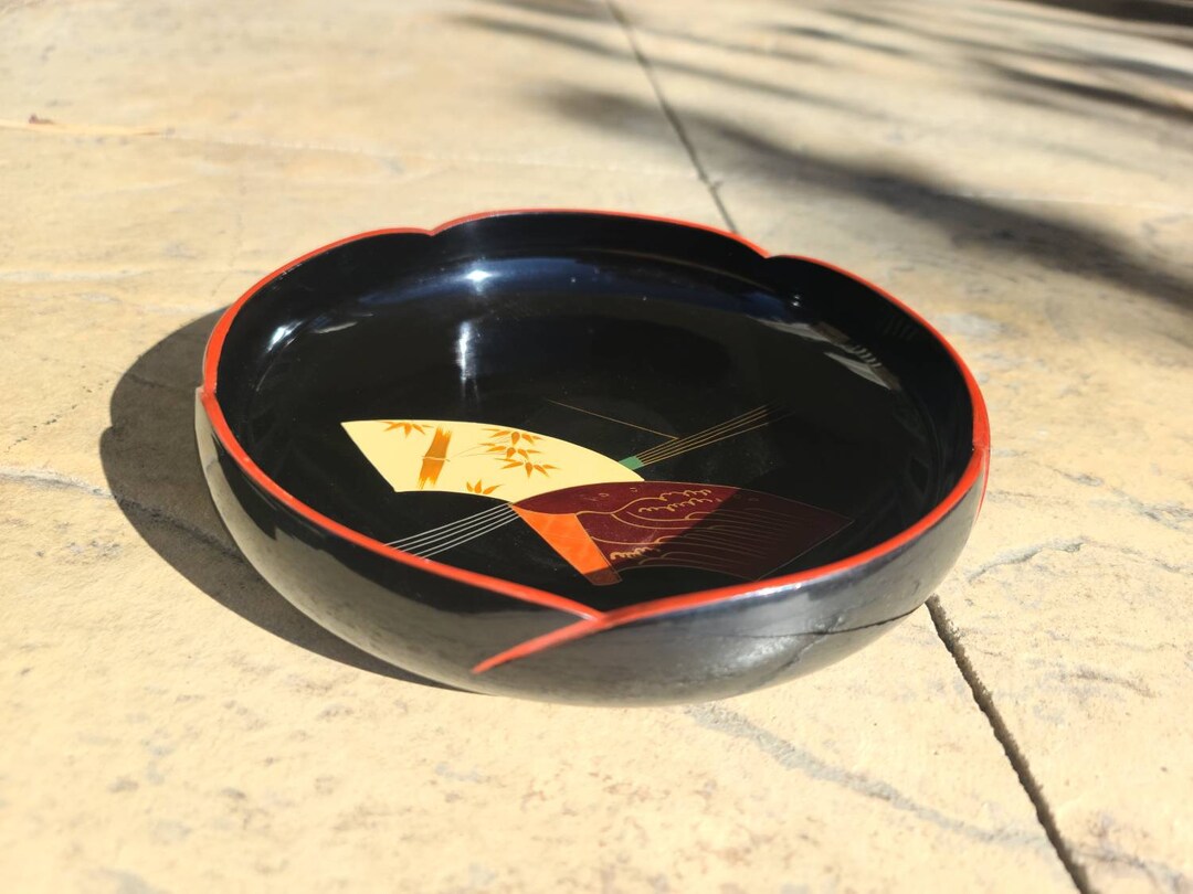 Beautiful Vintage Lacquered Bowl - Etsy