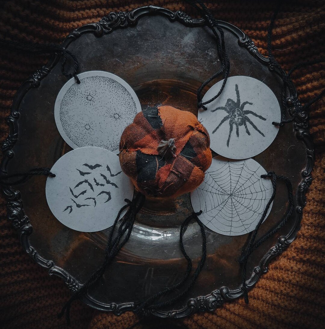 Halloween / Samhain Thaumatropes Optical Illusion Spinner Witchcraft - Etsy