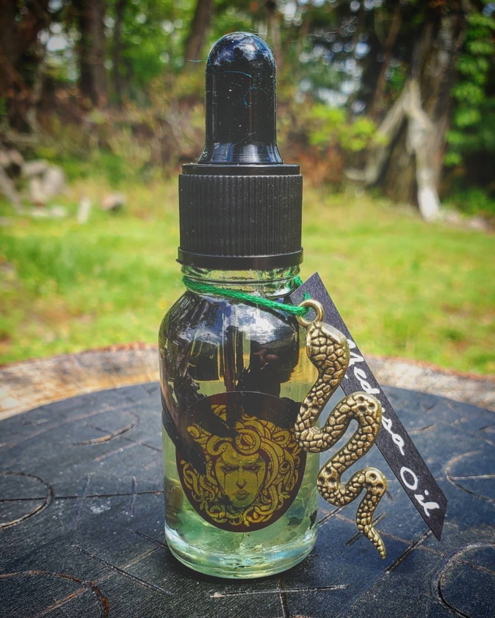 Medusa Ritual Oil 15 ml Altar Oil Invocation | Etsy