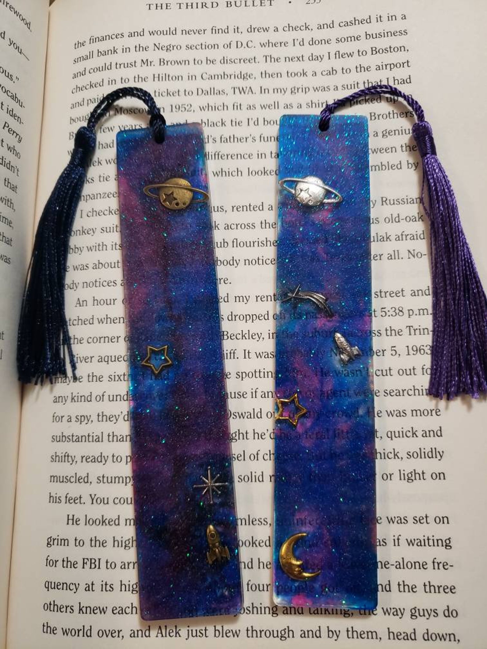 Galaxy Resin Bookmarks With Glow in the Dark Stars | Etsy