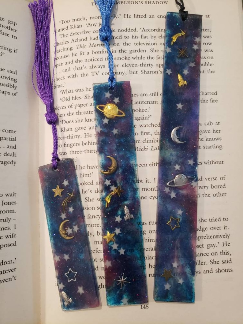 Galaxy Resin Bookmarks With Glow in the Dark Stars - Etsy