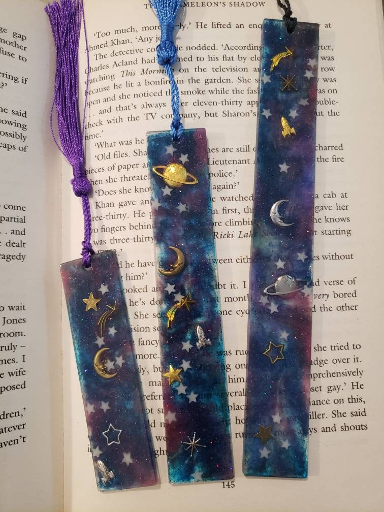 Galaxy Resin Bookmarks With Glow in the Dark Stars | Etsy