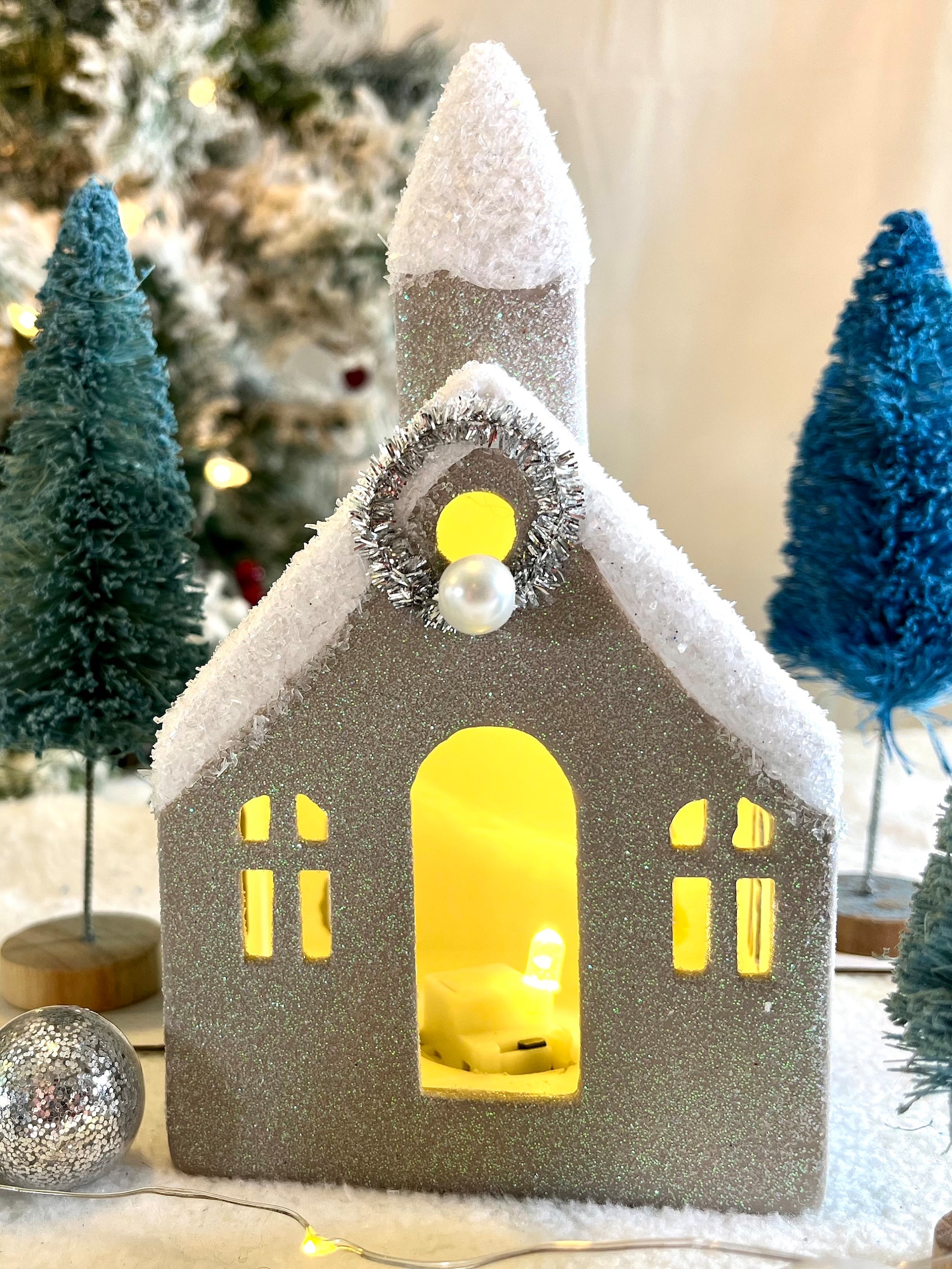 Kitschy | Cute Mid-century | Ceramic X-mas | Retro | Putz House ...