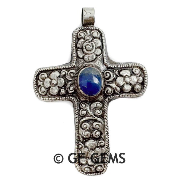 Silver Repousse - Etsy