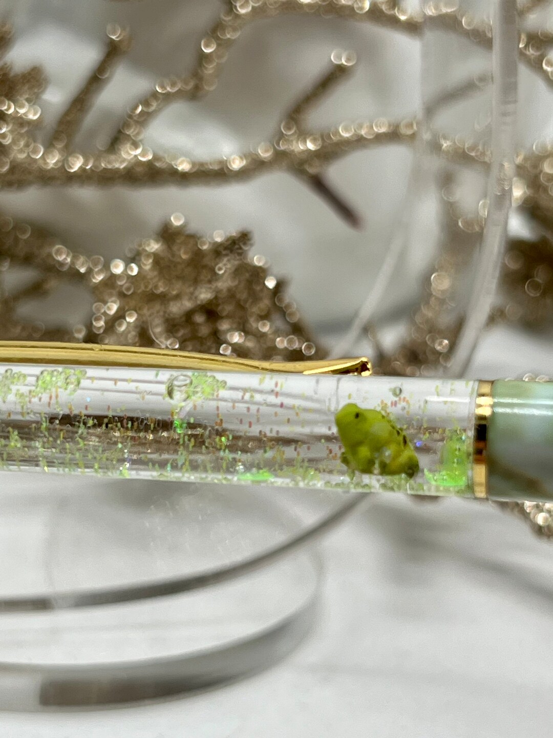 Frog Pond Float Pen. Swimming Tiny Frog Snow Globe Pen. Frog Lovers ...