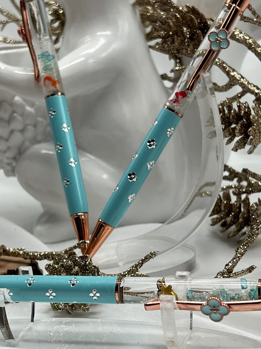 Fish Aquarium Float Pen. Swimming Tiny Goldfish Snow Globe Pen. Fish ...