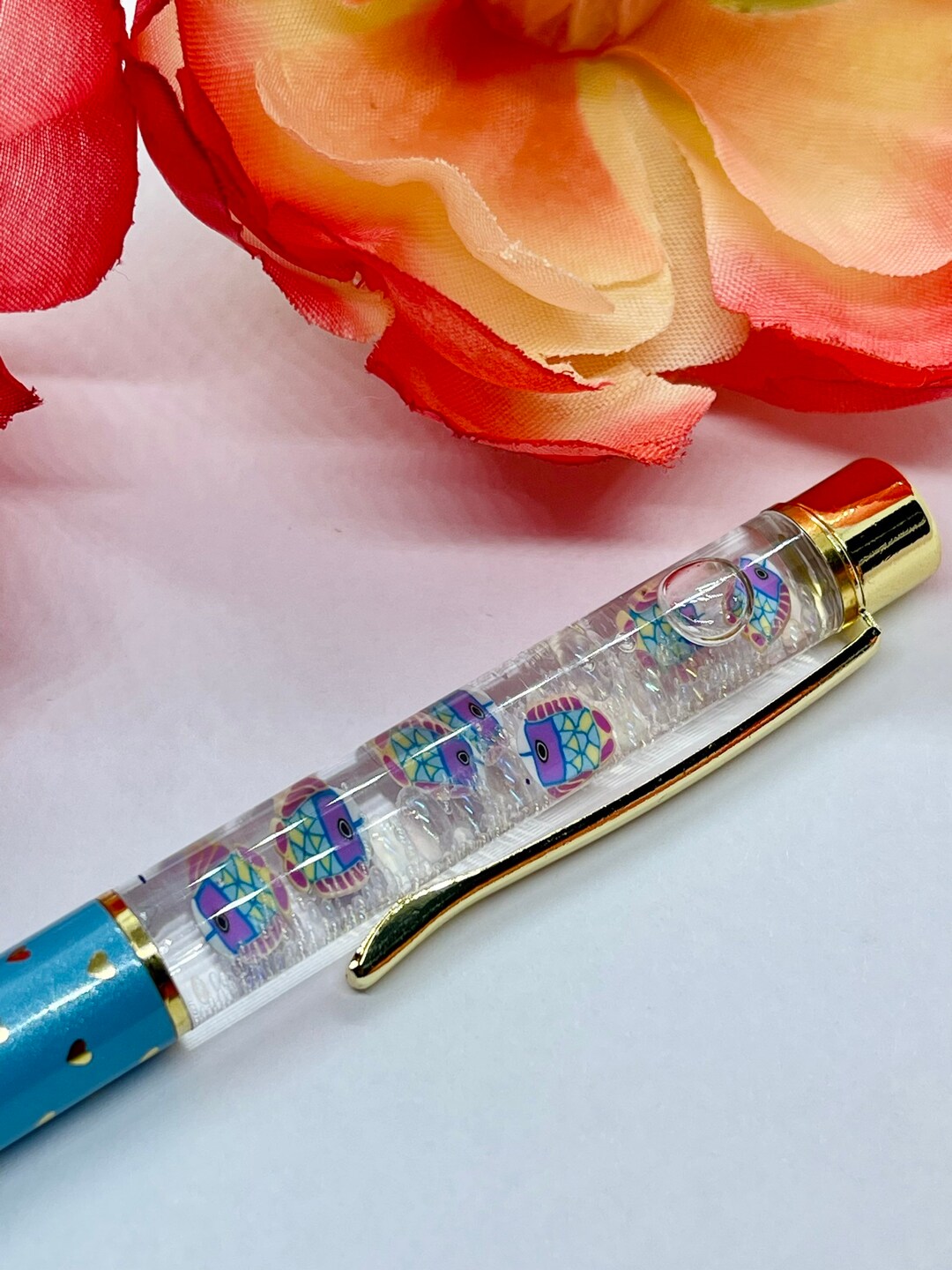 Snow Globe Float Pen. Rainbow Fish Bowl and Bubbles Floating Glitter ...