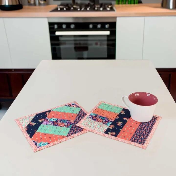 June Tailor Quilt-as-you-go /casablanca Placemats / Venice Table Runner ...
