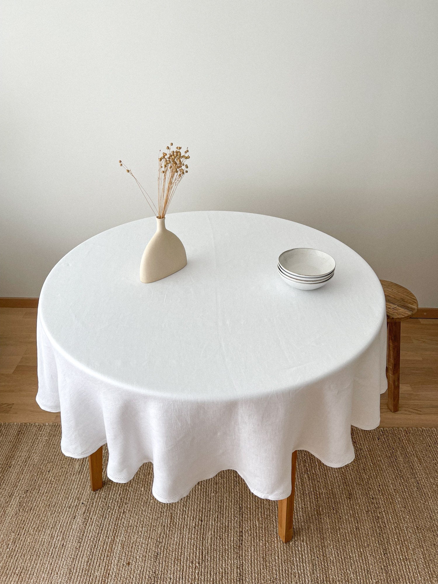 Round White Tablecloth